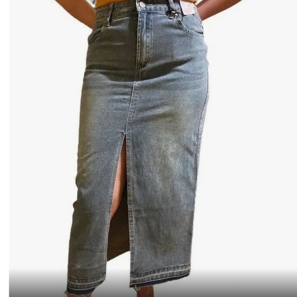 Happily Grey | Skirts | Nwt Womens Happily Grey High Slit Denim Midi ...